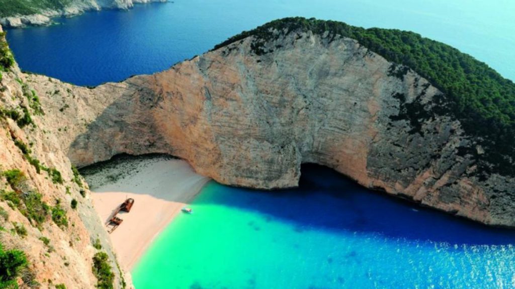Ξανακλείνει το «Ναυάγιο» της Ζακύνθου για λόγους ασφαλείας
